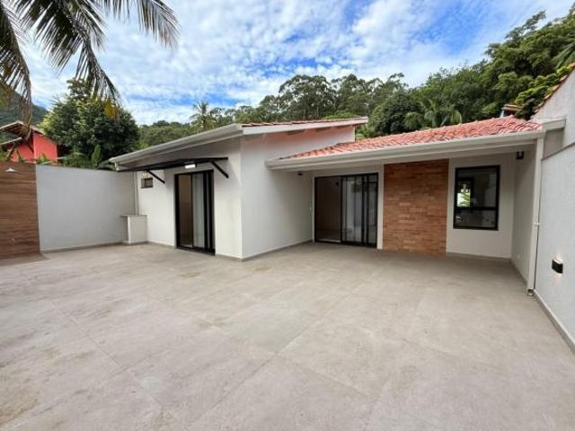 Casa para Venda em São Sebastião, Barequeçaba, 4 dormitórios, 4 suítes, 4 banheiros, 4 vagas