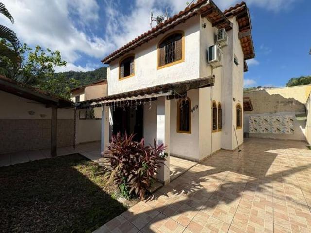 Casa para Venda em São Sebastião, Barequeçaba, 3 dormitórios, 2 banheiros, 3 vagas