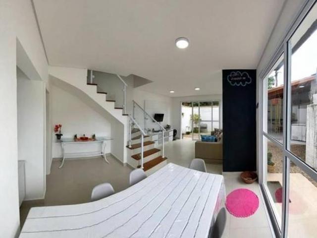 Casa para Venda em São Sebastião, Boiçucanga, 2 dormitórios, 2 suítes, 3 banheiros, 2 vagas