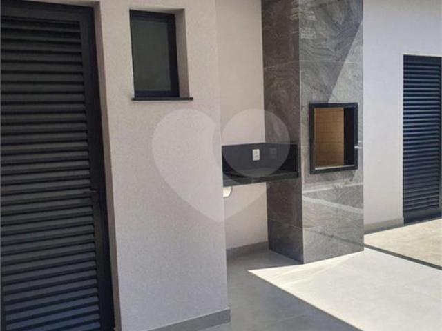Casa para venda em São Venâncio de 159.00m² com 3 Quartos, 3 Suites e 2 Garagens