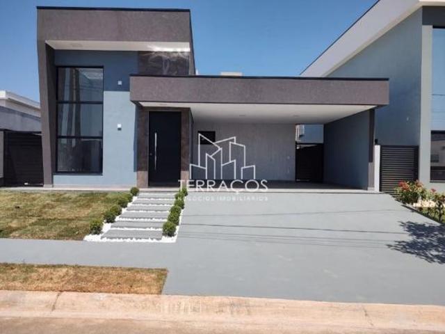 Casa para venda em São Venâncio de 160.00m² com 3 Quartos, 3 Suites e 4 Garagens