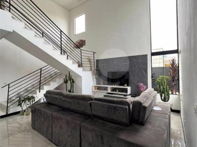 Casa para venda em São Venâncio de 265.00m² com 4 Quartos, 4 Suites e 2 Garagens