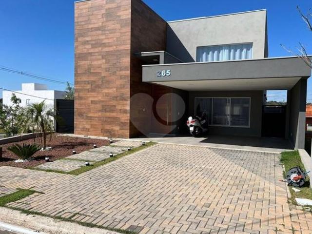 Casa para venda em São Venâncio de 210.00m² com 3 Quartos, 1 Suite e 4 Garagens