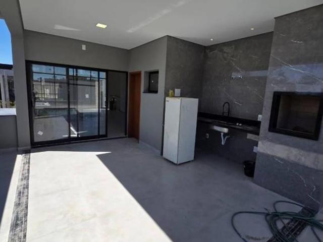 Casa para venda em São Venâncio de 300.00m² com 4 Quartos, 3 Suites e 3 Garagens