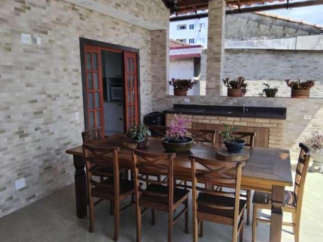 Casa para Venda em São Vicente, Centro, 5 dormitórios, 5 banheiros, 2 vagas