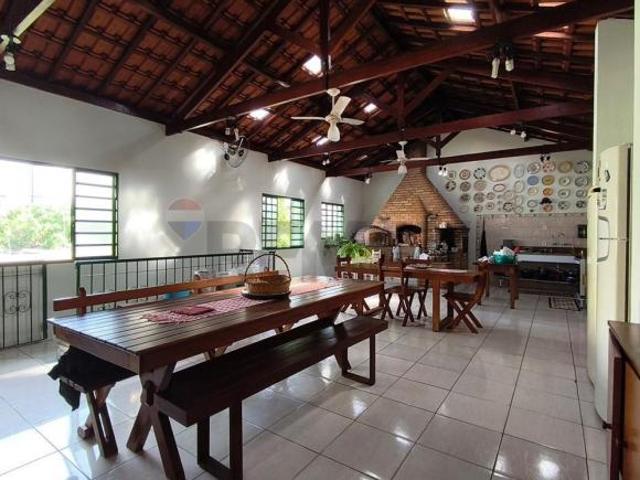 Casa para venda em São Vicente de 229.00m² com 2 Quartos, 2 Suites e 2 Garagens
