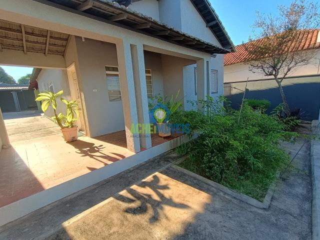 Casa para venda em São Vicente em Araçatuba São Paulo de 197.70m² com 3 Quartos e 8 Garagens
