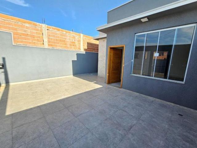 Casa para venda em Smart City de 90.00m² com 3 Quartos, 1 Suite e 2 Garagens