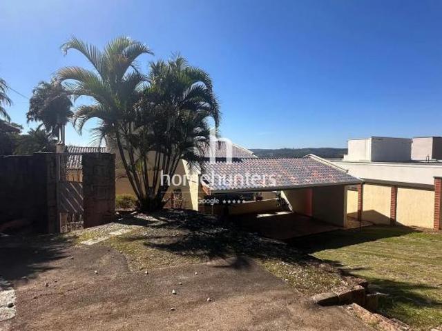 Casa para venda em Sousas de 443.00m² com 4 Quartos, 2 Suites e 6 Garagens