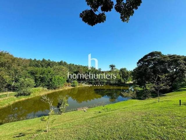 Casa para venda em Sousas de 650.00m² com 5 Quartos, 5 Suites e 8 Garagens