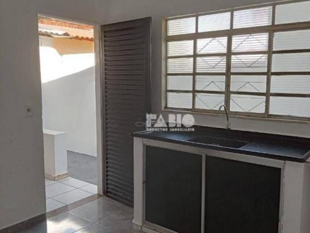Casa para venda em Solo Sagrado I de 180.00m² com 2 Quartos e 1 Garagem