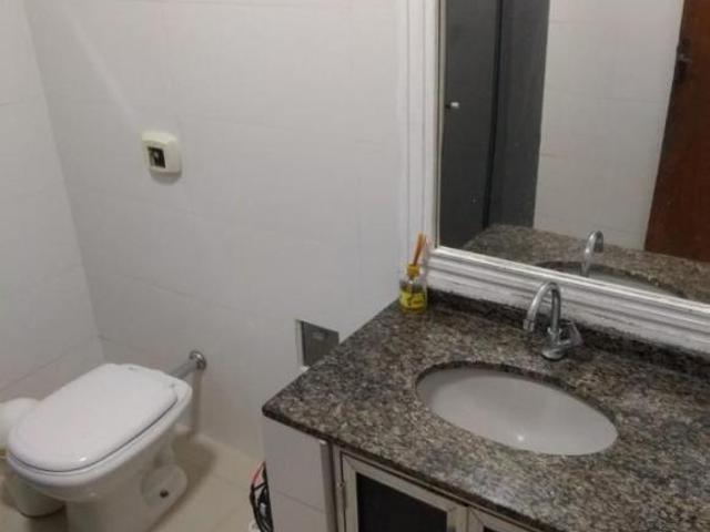 Casa para Venda em Sorocaba, 2 dormitórios, 1 banheiro, 2 vagas