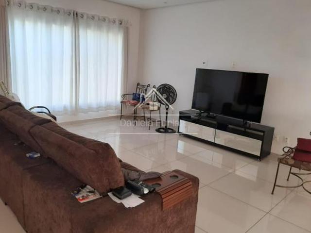 Casa para Venda em Sorocaba, Condomínio Ibiti Royal Park, 4 dormitórios, 3suítes