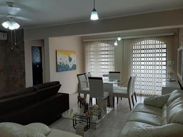 Casa para Venda em Sorocaba, Jardim Vera Cruz, 4 dormitórios, 3 suítes, 5 banheiros, 2 vagas