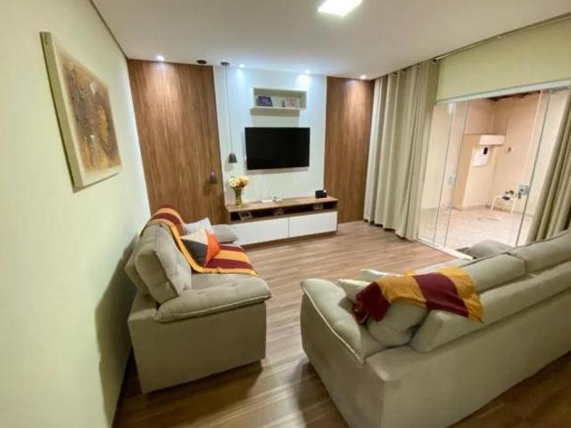 Casa para Venda em Sorocaba, Parque Vitória Régia, 2 dormitórios, 1 suíte, 2 banheiros, 3 vagas