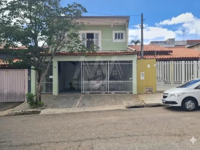 Casa para Venda em Sorocaba, Wanel Ville, 3 dormitórios, 1 suíte, 2 banheiros, 3 vagas