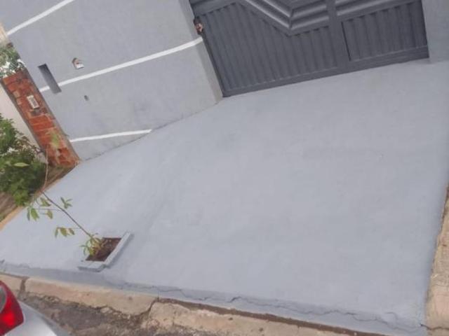 Casa para Venda em Sorocaba, Wanel Ville, 2 dormitórios, 1 suíte, 3 banheiros, 3 vagas
