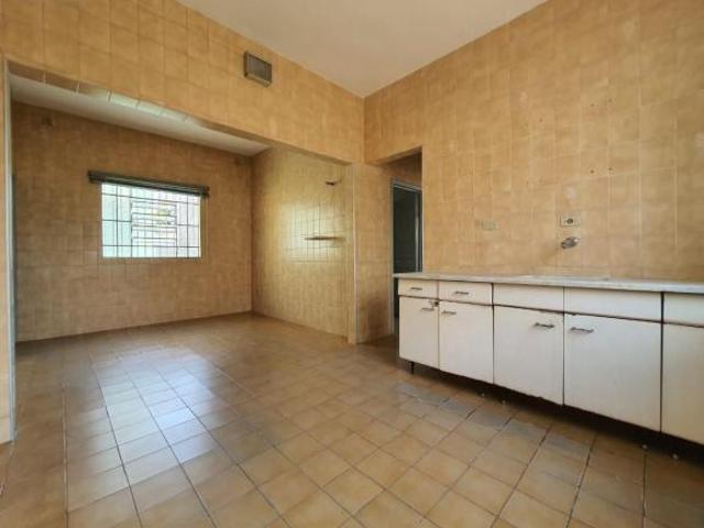 Casa para Venda em Sorocaba, Vila Augusta, 3 dormitórios, 2 banheiros, 4 vagas