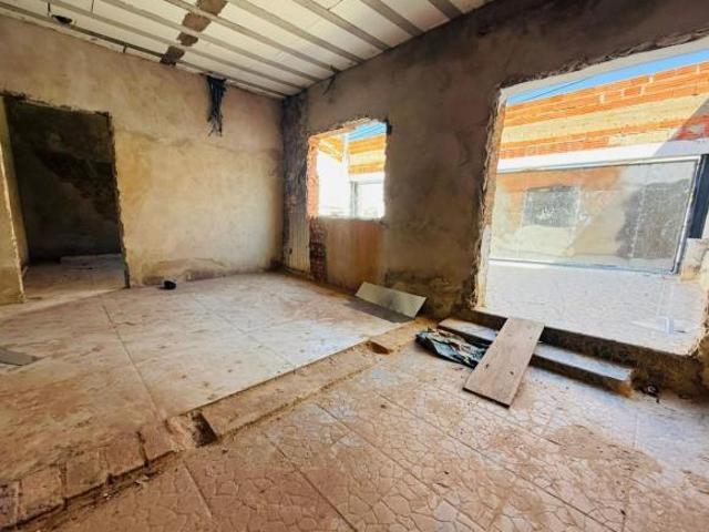 Casa para Venda em Sorocaba, Vila Carvalho, 2 dormitórios, 1 banheiro, 2 vagas
