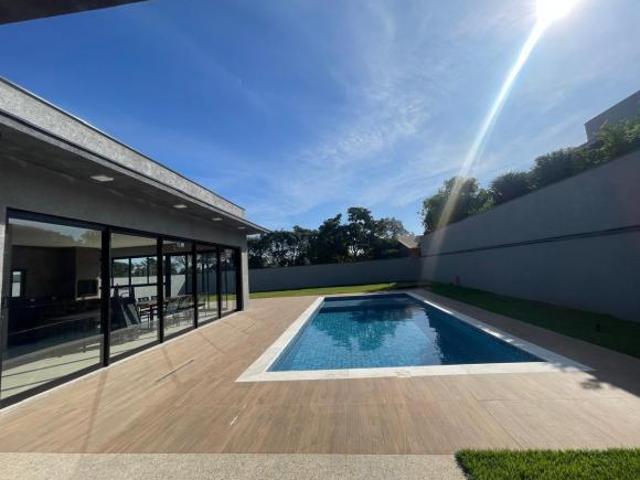 Casa para Venda em Sorocaba/SP 4 Dorm. 378 m2 Área Útil
