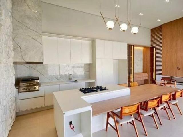 Casa para venda em Saúde de 190.00m² com 3 Quartos, 3 Suites e 2 Garagens