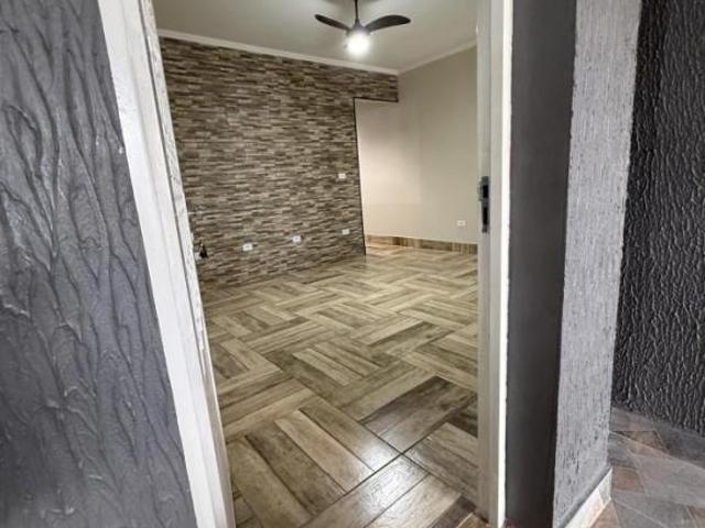 Casa para Venda em Salto, Jardim Arco Íris, 2 dormitórios, 1 suíte, 3 banheiros, 2 vagas