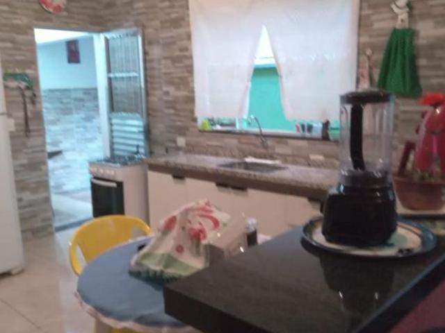 Casa para Venda em Salto, Jardim Celani, 2 dormitórios, 2 banheiros, 2 vagas