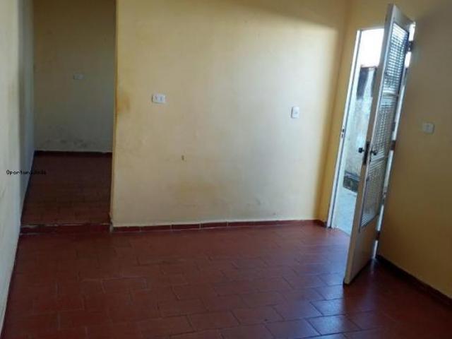 Casa para Venda em Salto, Jardim Elizabeth, 1 dormitório, 1 banheiro, 1 vaga