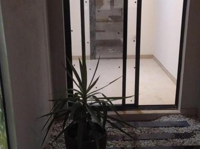 Casa para Venda em Salto, Parque Imperial, 2 dormitórios, 1 suíte, 1 banheiro, 2 vagas