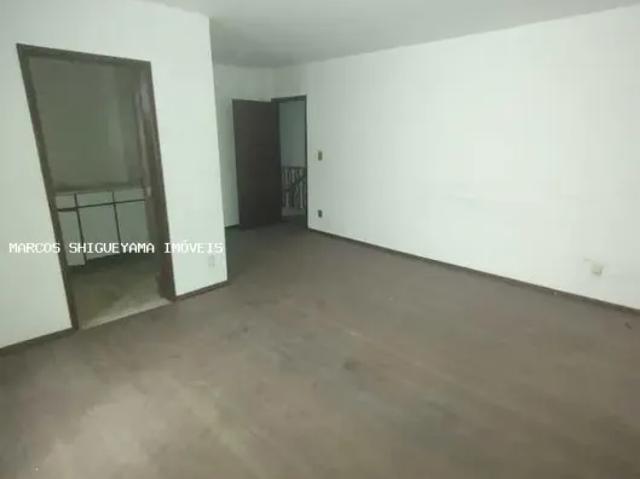 Casa para Venda em Salvador, Pituba, 5 dormitórios, 2 suítes, 5 banheiros, 4 vagas