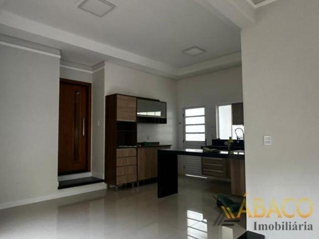 Casa para venda em Samambaia de 133.78m² com 3 Quartos, 1 Suite e 2 Garagens