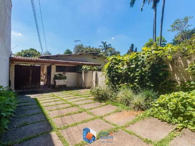 Casa para venda em Santo Amaro com 4 quartos, sendo 1 suíte, 969m²