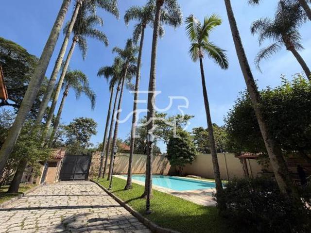 Casa para venda em Santo Amaro de 860.00m² com 5 Quartos, 5 Suites e 10 Garagens