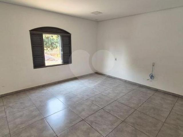 Casa para venda em Santo Antônio de 140.00m² com 4 Quartos e 1 Garagem