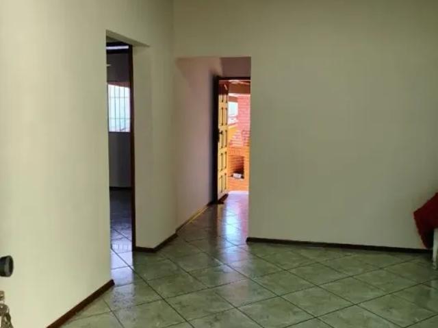 Casa para Venda em Santo André, VILA GUARANI, 2 dormitórios, 1 suíte, 2 banheiros, 4 vagas