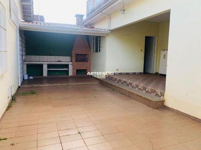 Casa para venda em Santo Agostinho de 187.00m² com 4 Quartos, 1 Suite e 2 Garagens