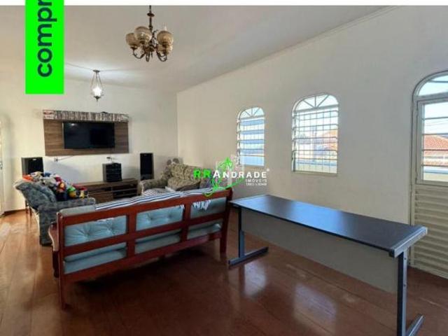 Casa para venda em Santo Agostinho de 200.00m² com 3 Quartos, 1 Suite e 2 Garagens