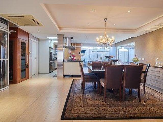 Casa para venda em Santo Inácio de 280.00m² com 4 Quartos, 3 Suites e 3 Garagens