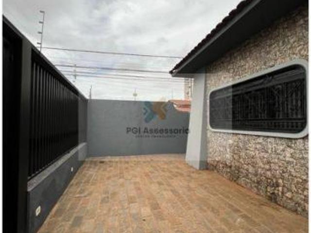 Casa para venda em Santos Dumont de 360.00m² com 3 Quartos e 2 Garagens