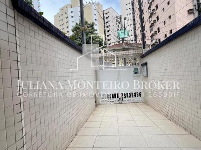 Casa para Venda em Santos / SP no bairro Boqueirão