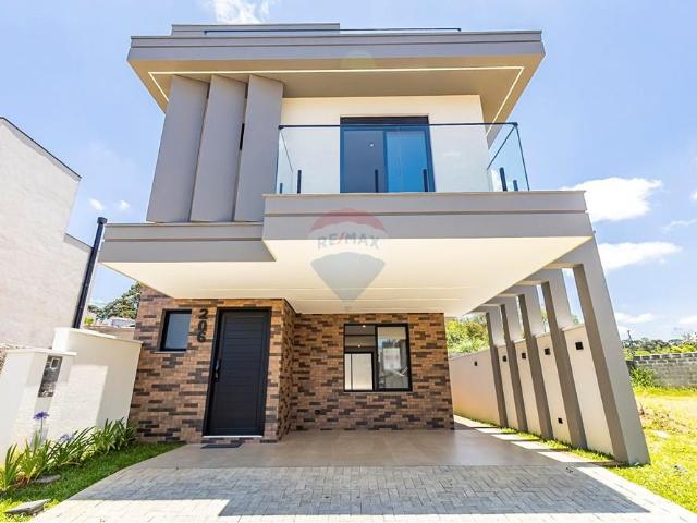 Casa para venda em Santa Cândida em Curitiba Paraná de 247.00m² com 4 Quartos, 2 Suítes e 4 Garagens