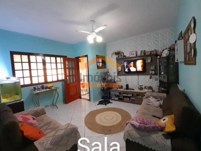 Casa para venda em Santa Cruz de 181.28m² com 2 Quartos, 1 Suite e 2 Garagens