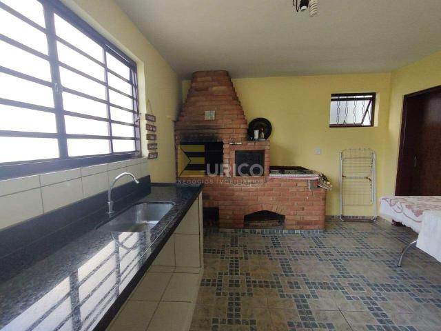 Casa para venda em Santa Cruz em Valinhos São Paulo de 329.00m² com 5 Quartos, 2 Suítes e 4 Garagens