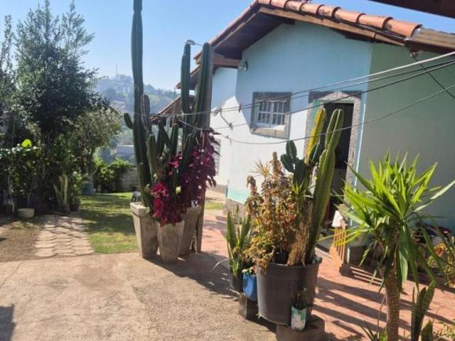 Casa para Venda em Santa Branca, Centro, 3 dormitórios, 1 suíte, 3 banheiros, 2 vagas