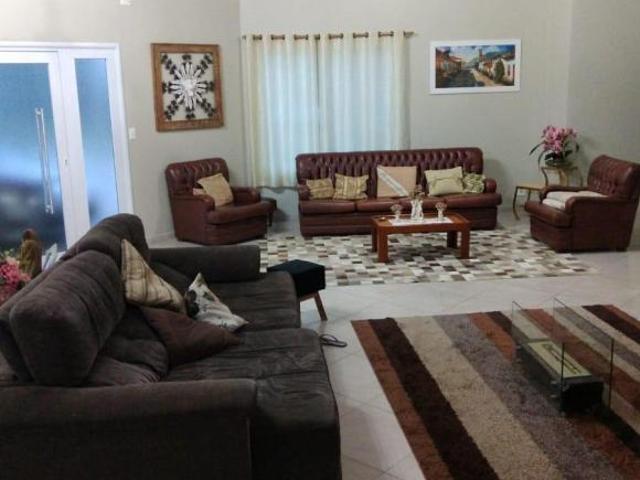Casa para Venda em Santa Branca/SP 4 Dorm. 400 m2 Área Útil