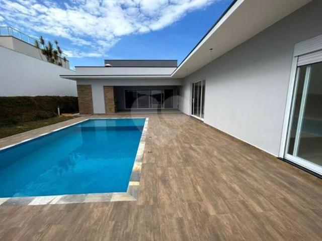 Casa para venda em Santa Eliza de 321.00m² com 3 Quartos, 3 Suites e 4 Garagens