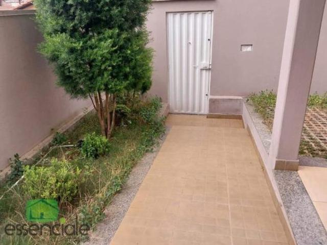 Casa para venda em Santa Helena, Contagem