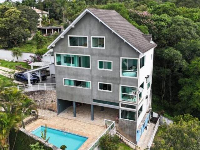 Casa para venda em Santa Inês de 700.00m² com 4 Quartos, 4 Suites e 9 Garagens