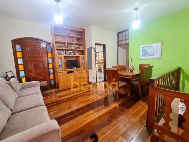 Casa para venda em Santa Mônica, Belo Horizonte