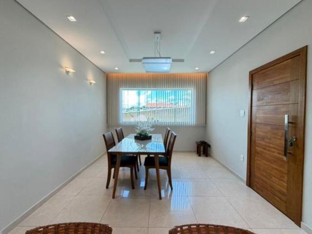 Casa para venda em Santa Mônica, Belo Horizonte